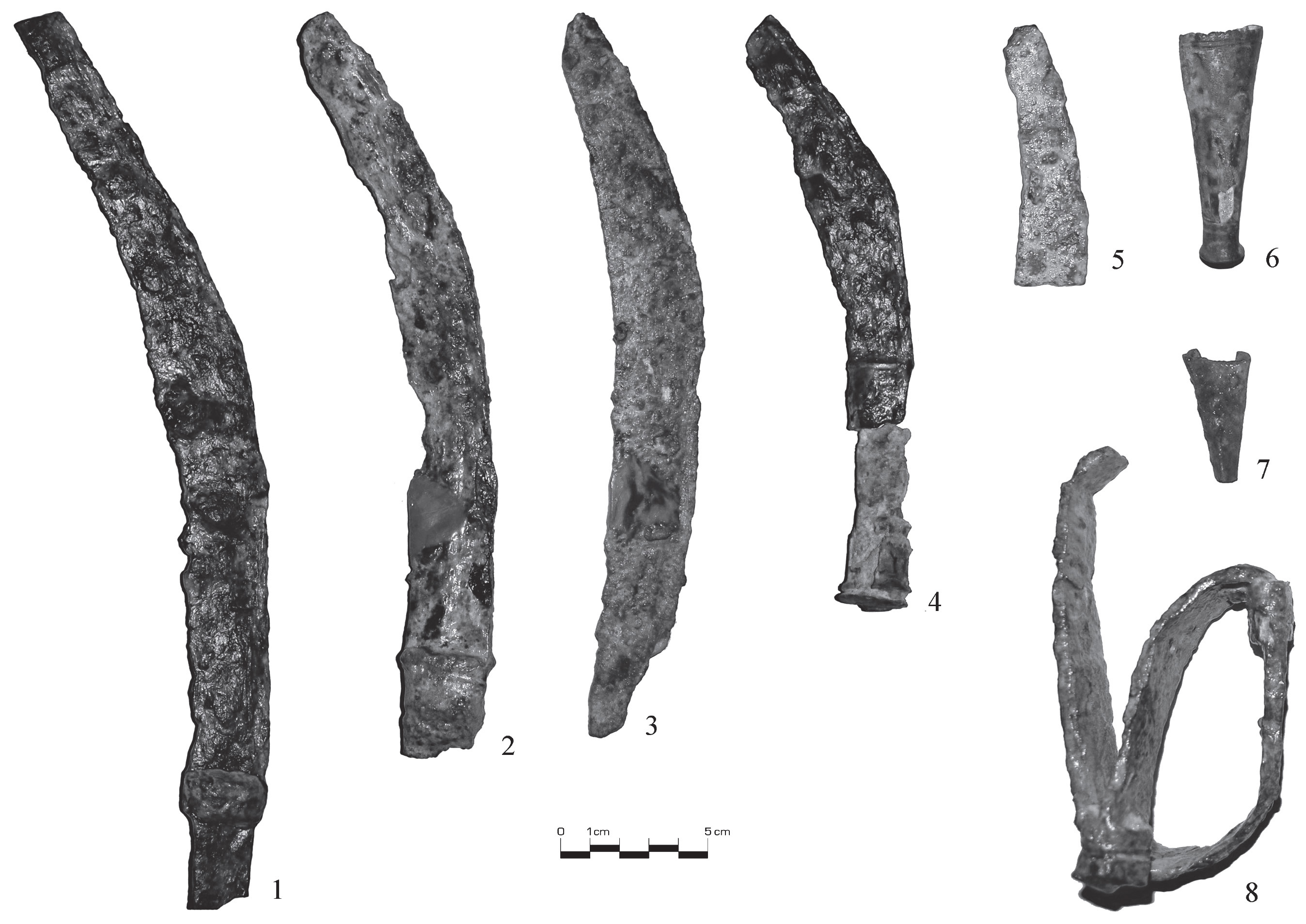 ENDA - Curved dagger of the sica type from the North-Danubian Dacian ...